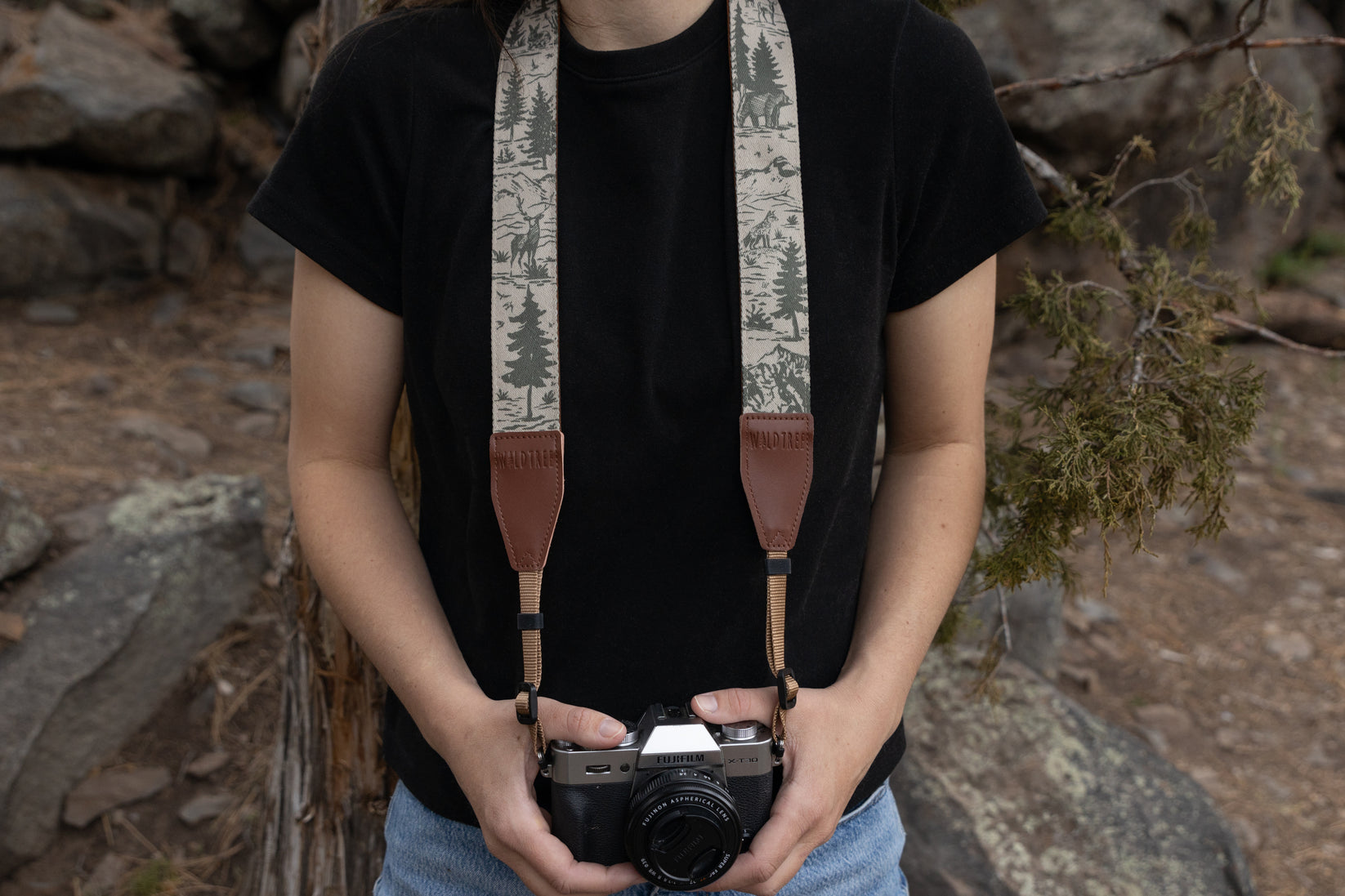 Woodland Landscape Camera Strap – Wildtree