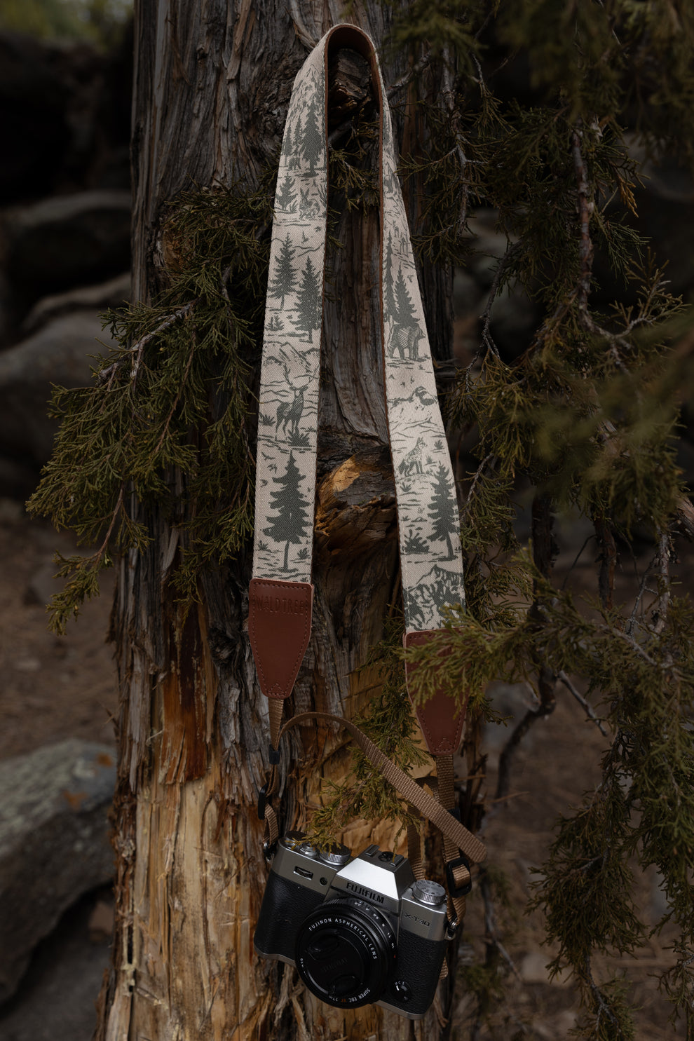 Woodland Landscape Camera Strap – Wildtree