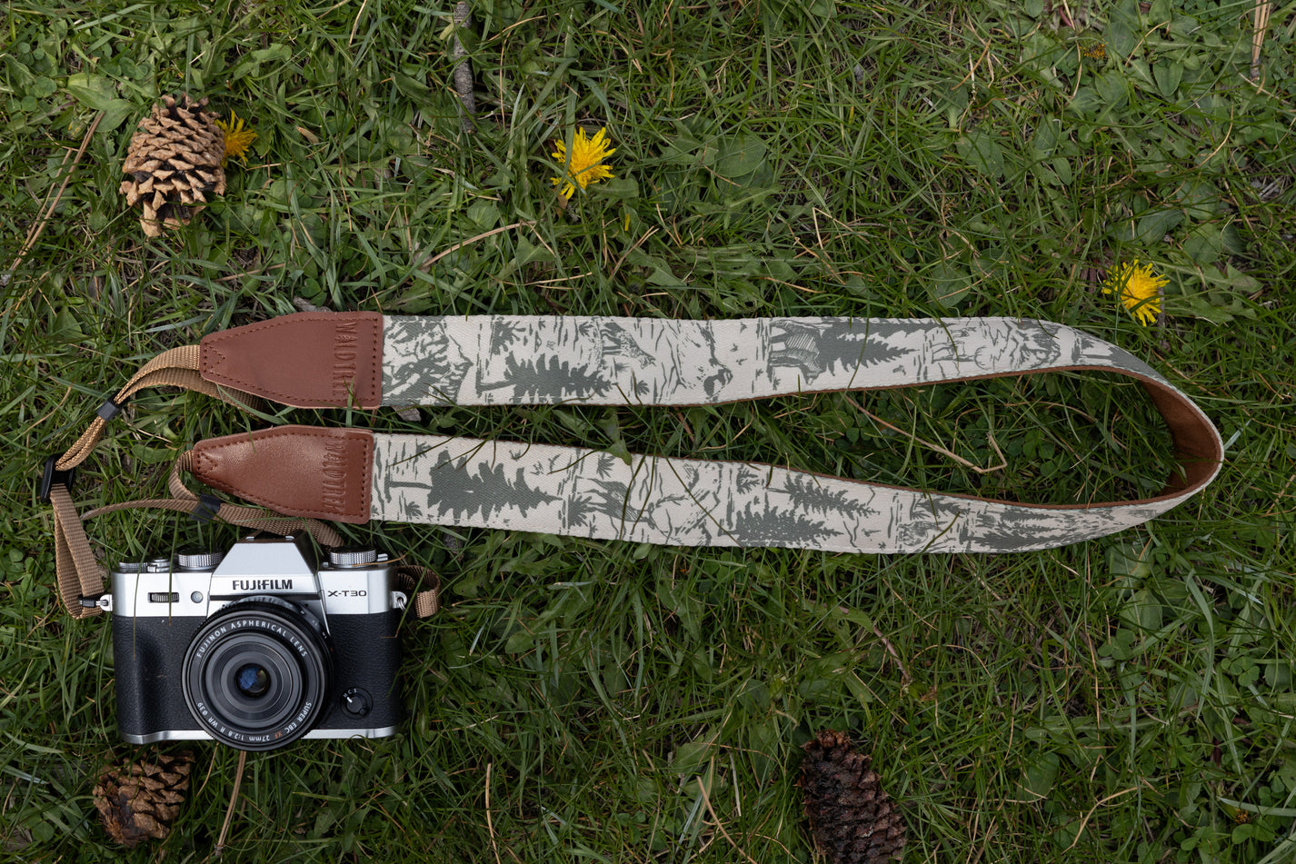 Woodland Landscape Camera Strap – Wildtree